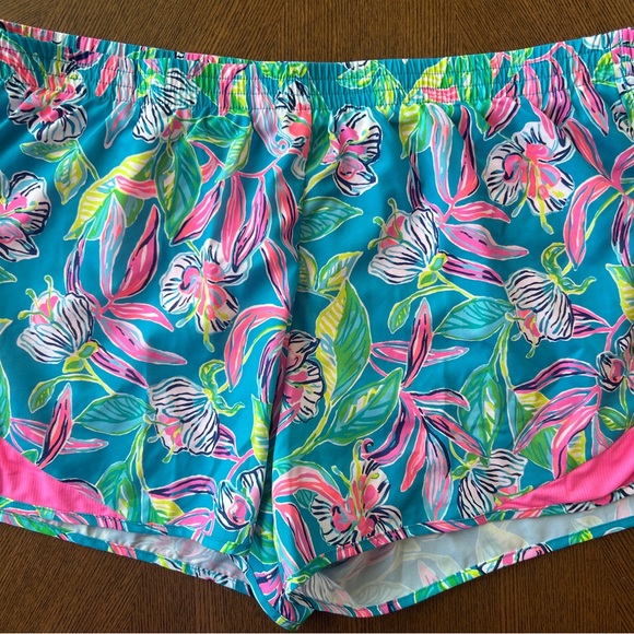 Lilly Pulitzer | Shorts | Lilly Pulitzer Luxletic Trail Shorts ...